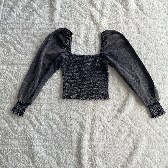 idem ditto | Tops | Idem Ditto Puff Sleeve Crop Top | Poshmark